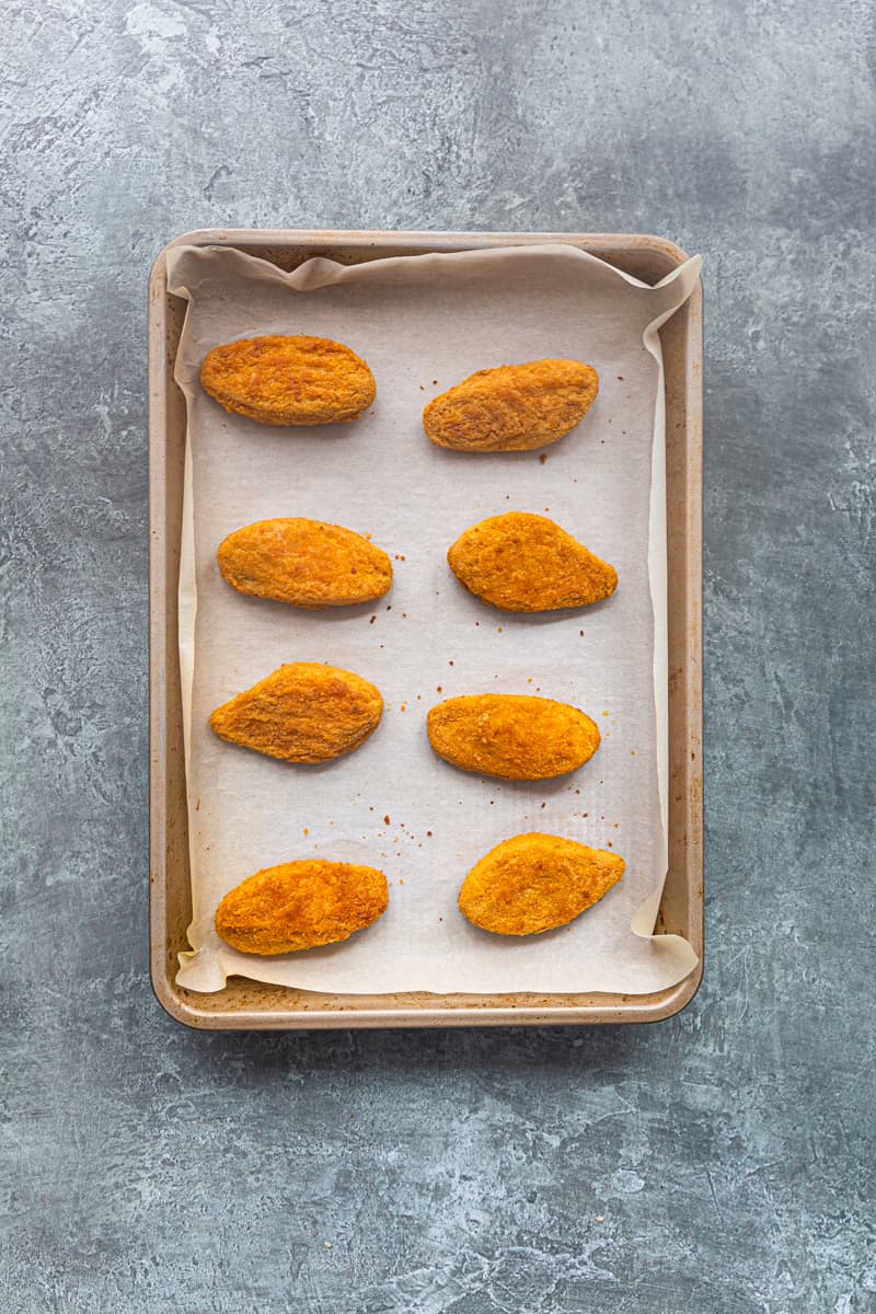Korean Gochujang Buffalo Wings - Sandhya's Kitchen