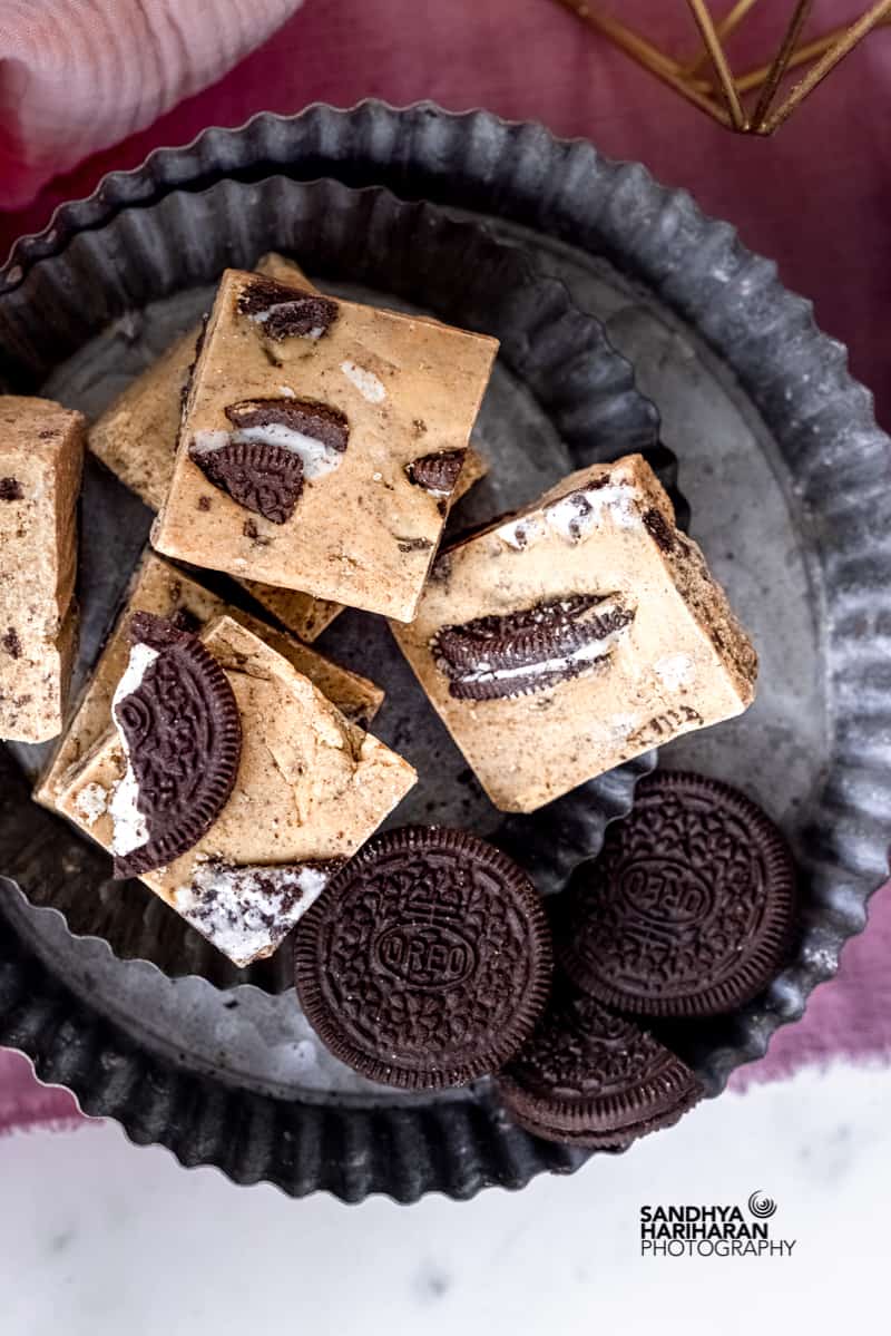 Oreo Barfi recipe(Cookie and Cream fudge) - Sandhya's Kitchen
