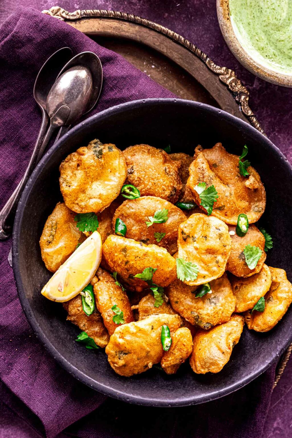 Crispy Aloo Pakora recipe (Potato bajji) - Sandhya's Kitchen