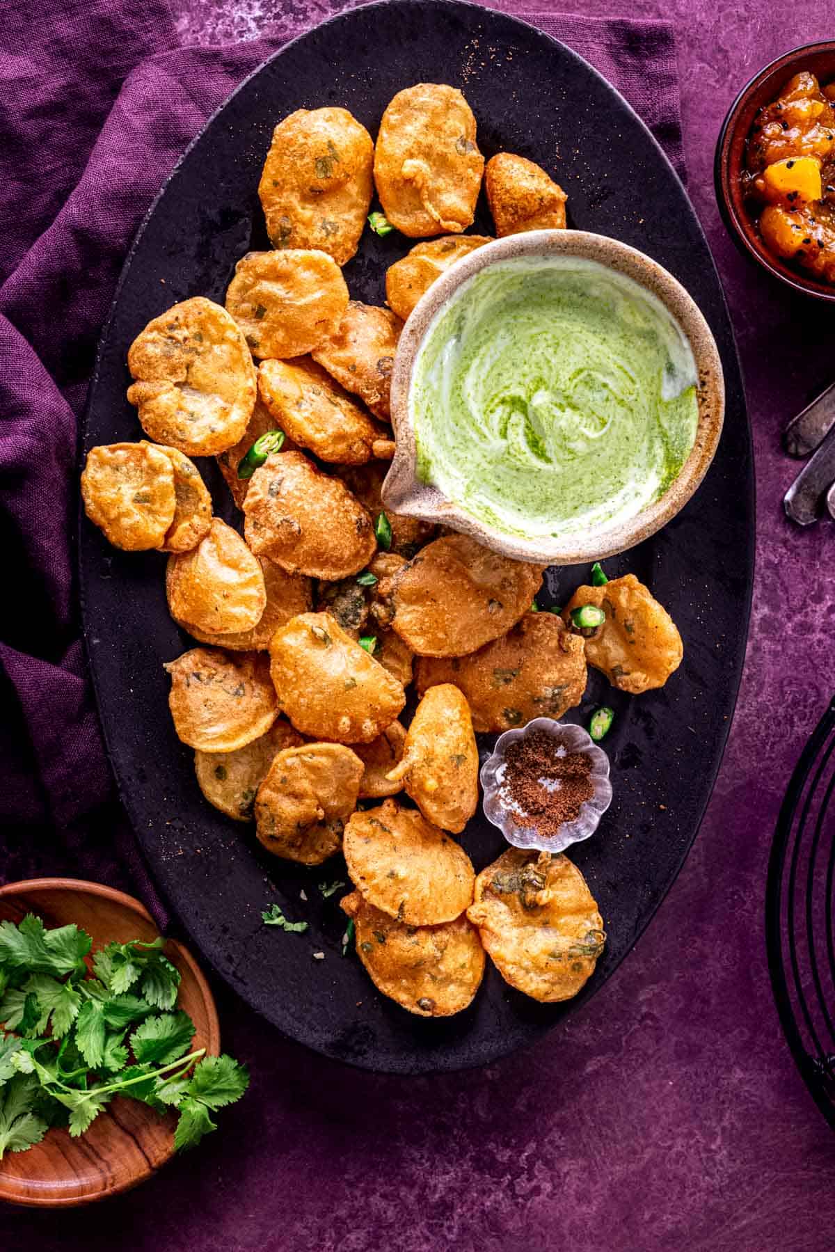 Crispy Aloo Pakora recipe (Potato bajji) - Sandhya's Kitchen